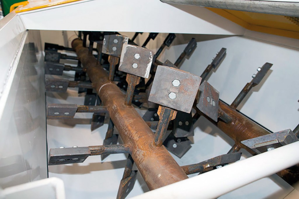 Pug Mill Machine - Pug Mill for Sale & Twin Shaft Mixer | CMQ Engineering